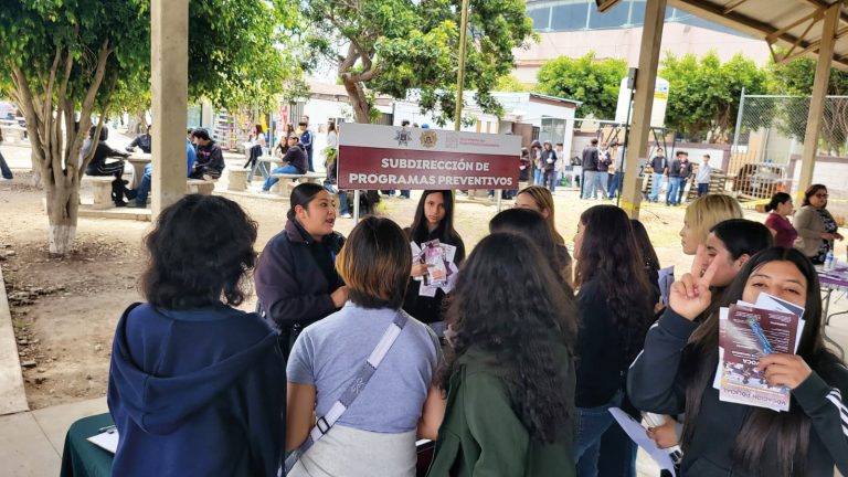 COBACH Reforma hosts Expo on Safety and Health